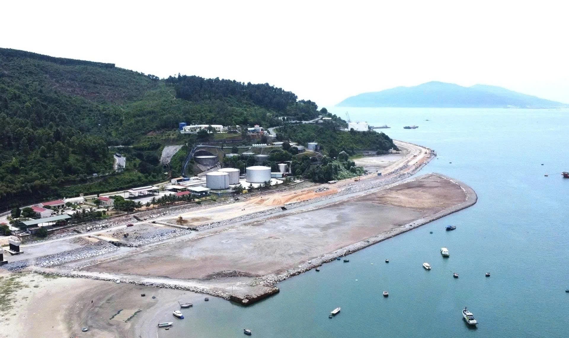 Chuyển động mới ở 'siêu' dự án bến cảng container Liên Chiểu: Cuộc đua ...