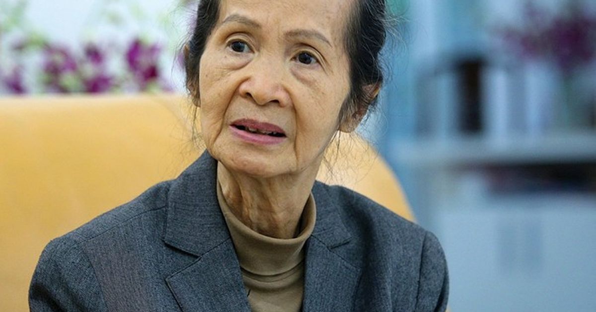 Chuyên gia kinh tế Phạm Chi Lan: Cứ nhìn tôi thì biết.